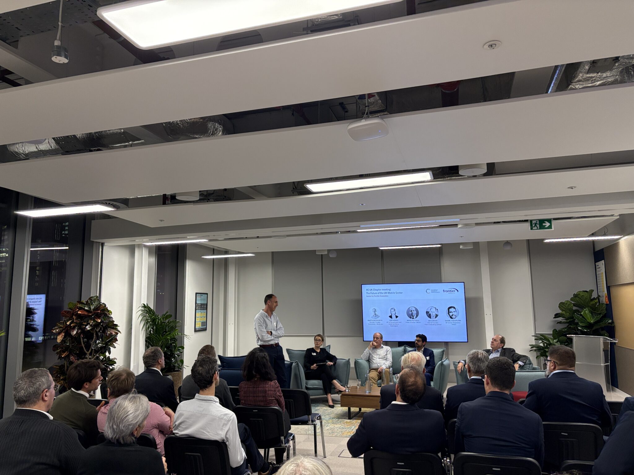 IIC UK Chapter meeting: The Future of the UK Mobile Sector ...